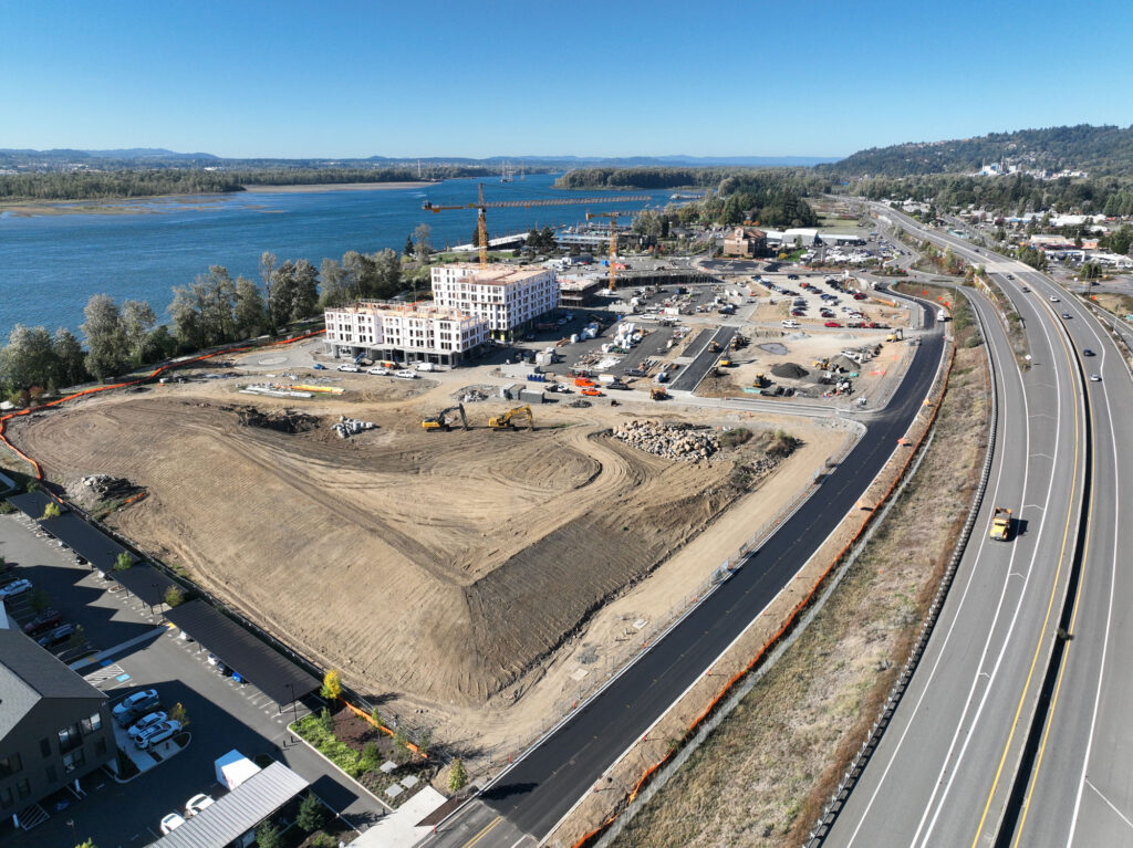 Hyas Point Construction Cam - Hyas Point